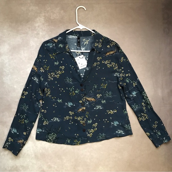 Zara | Tops | Nwt Zara Trafaluc Alligator Turtle Novelty Print Button ...